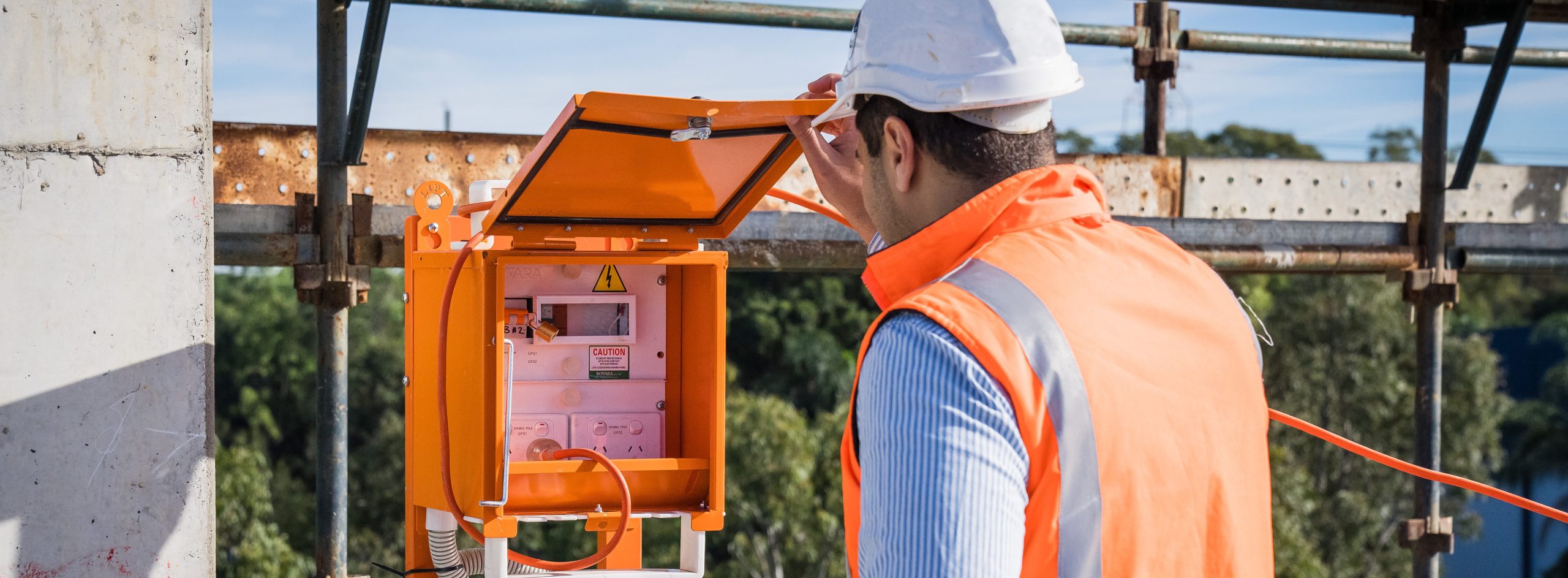 Temporary Power Board Kit Set Consisting Of Box (TPB400.7) And Stand ...