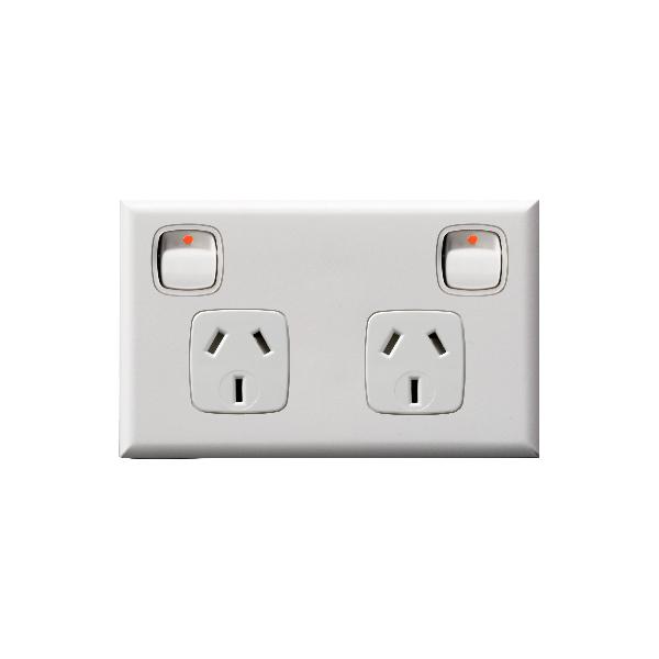 Excel - Horizontal double powerpoint 2 gang 10A 240V a.c. gloss white ...